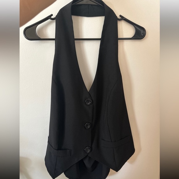 SHEIN | Tops | Halter Neck Backless Vest | Poshmark